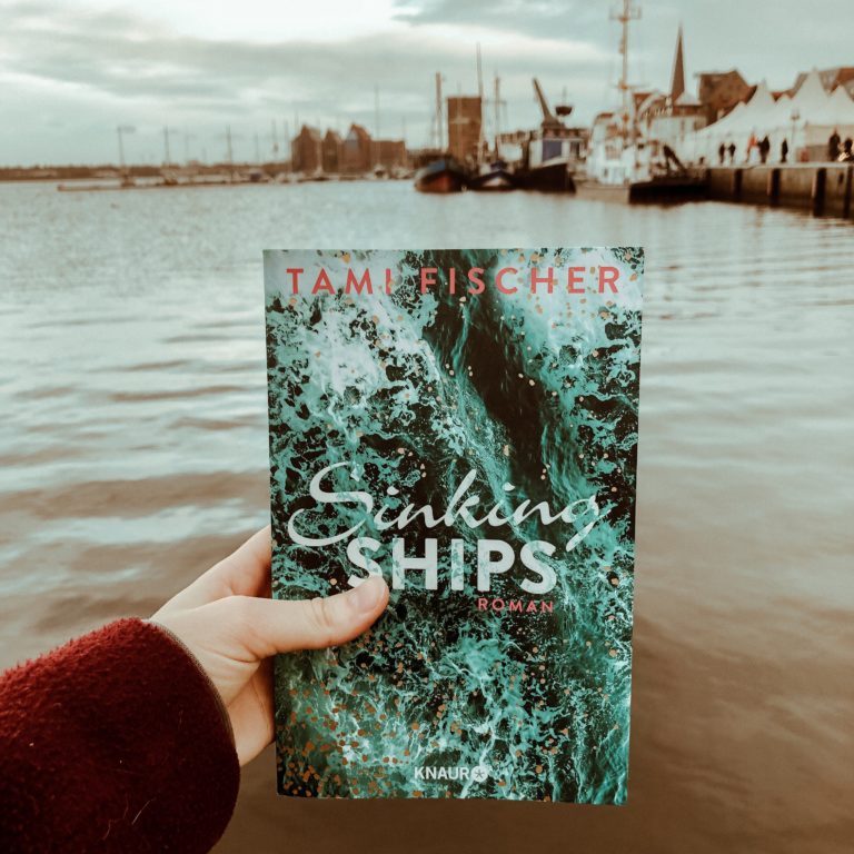 Sinking Ships, Tami Fischer Fletcher University-Reihe - Sinnessuche